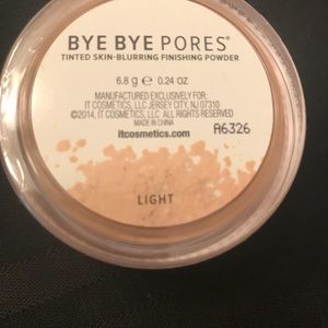 it cosmetics | Makeup | It Cosmetics Finishing Powder | Poshmark
